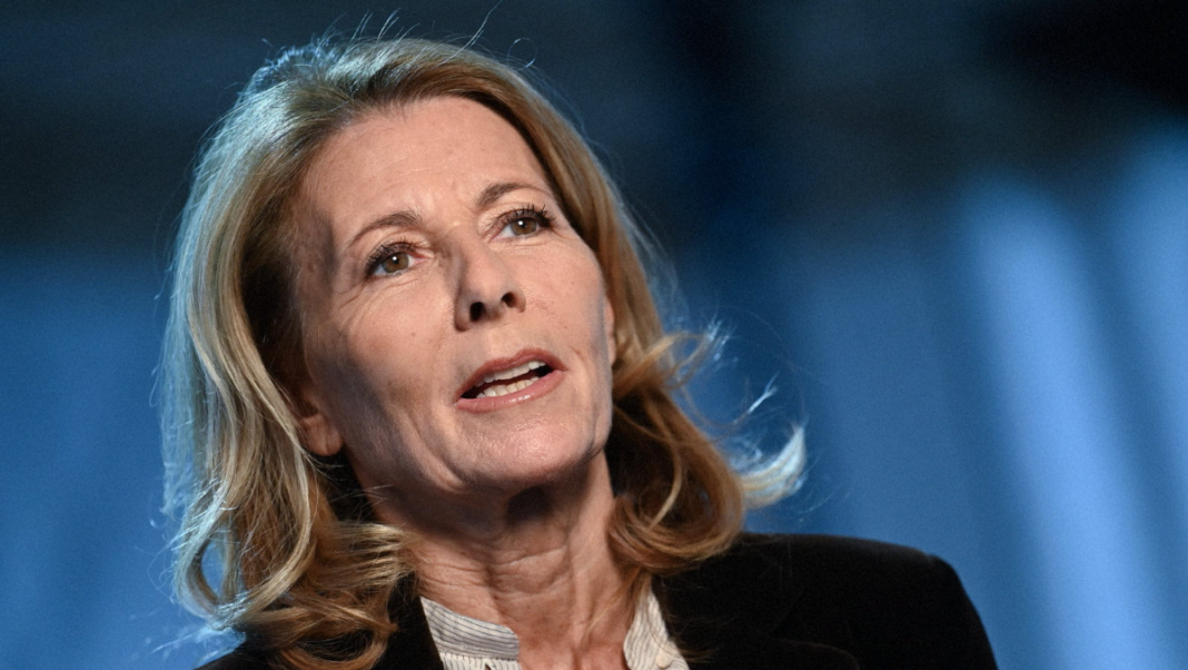 Claire Chazal : découvrez son appartement parisien de rêve ! - Actual ...