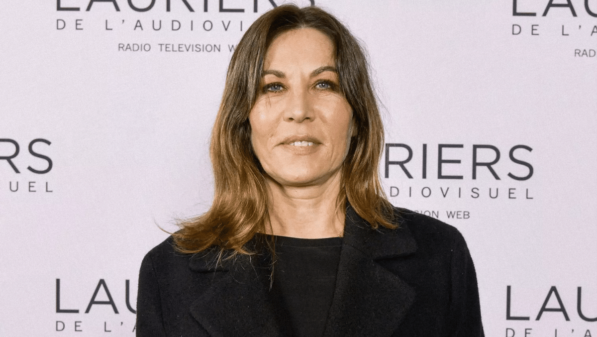 Après un drame familial, Mathilde Seigner trouve la paix dans le Sud - Actual Immo - septembre 2025